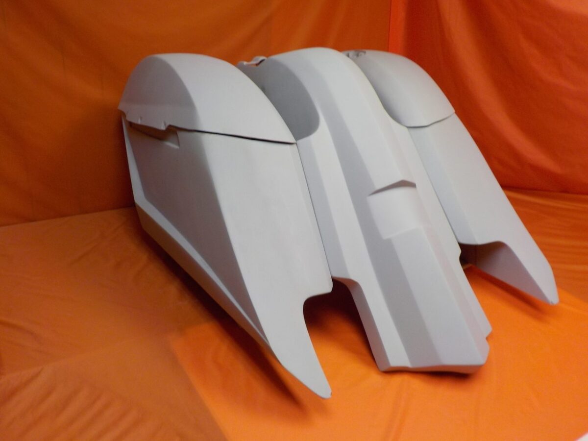 Victory Cross Country 6″ Trendsetter Extended Hard Saddlebags Out ...