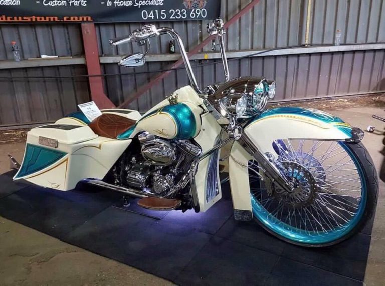 8” Stealth Kit for Harley Softail and Touring Bagger Kit – Baggers Bags ...