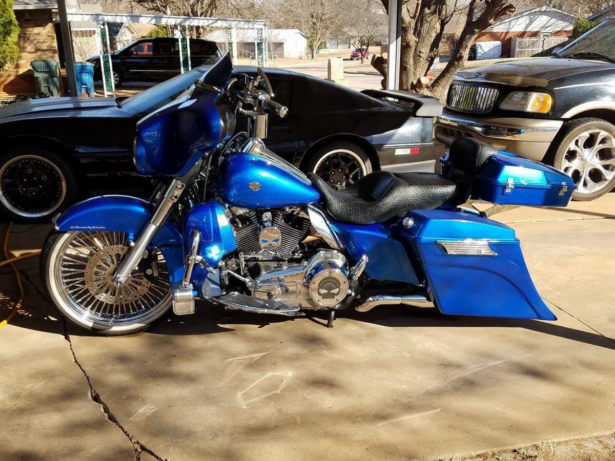 6” Down and Out Bag Kit for Harley Softail and Touring Bikes – Baggers ...