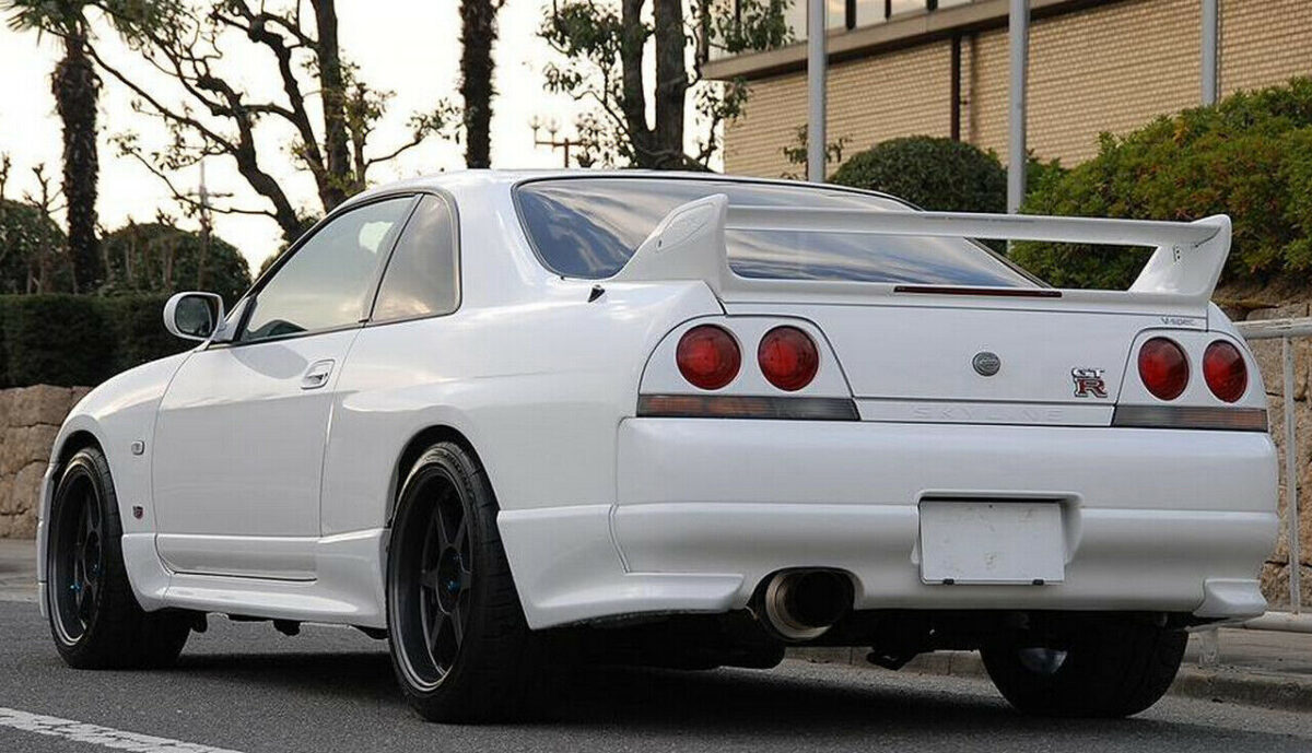 R33 rear valance set for Nissan Skyline GT-R33 NEW Fiberglass – Baggers ...